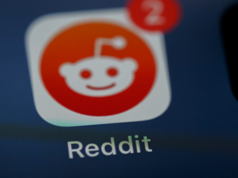Wat is Reddit precies? En hoe zit het met emotes op Reddit? - tioh.nl
